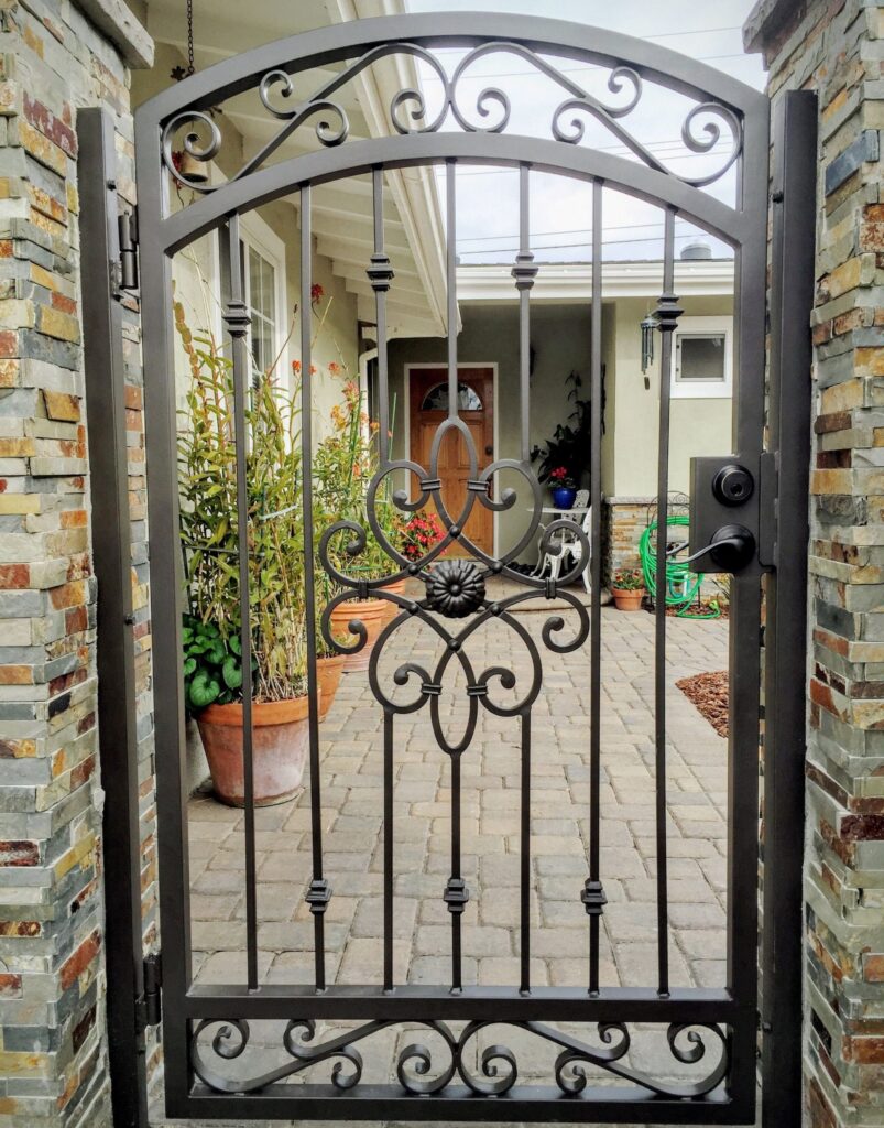 Iron Gate Design 30 small iron gates for your home - House Design 3D